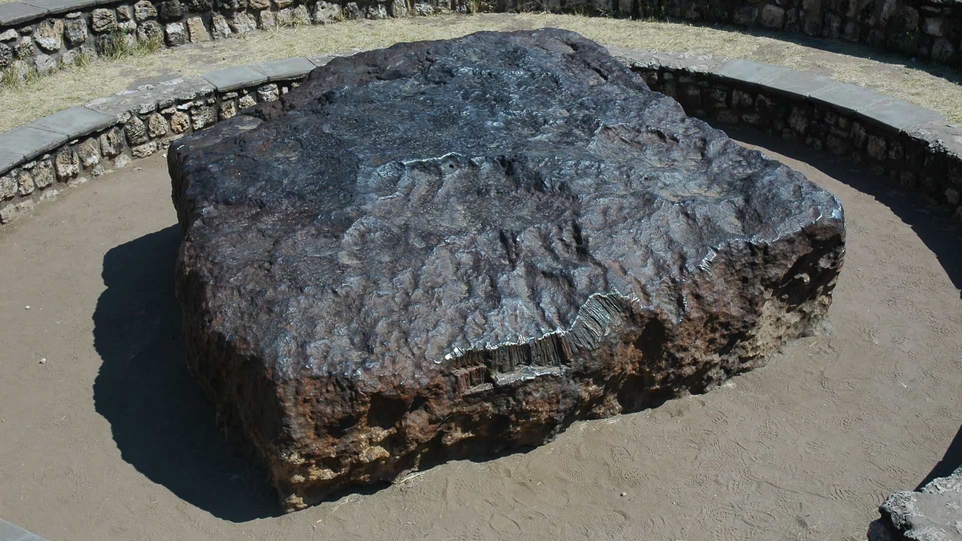 The largest meteorite ever to hit Earth can be found exactly where it ...