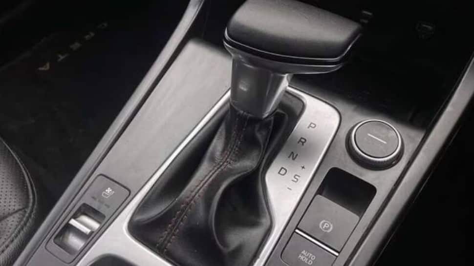 Automatic vs manual car: Which one is best for you? Explained simply