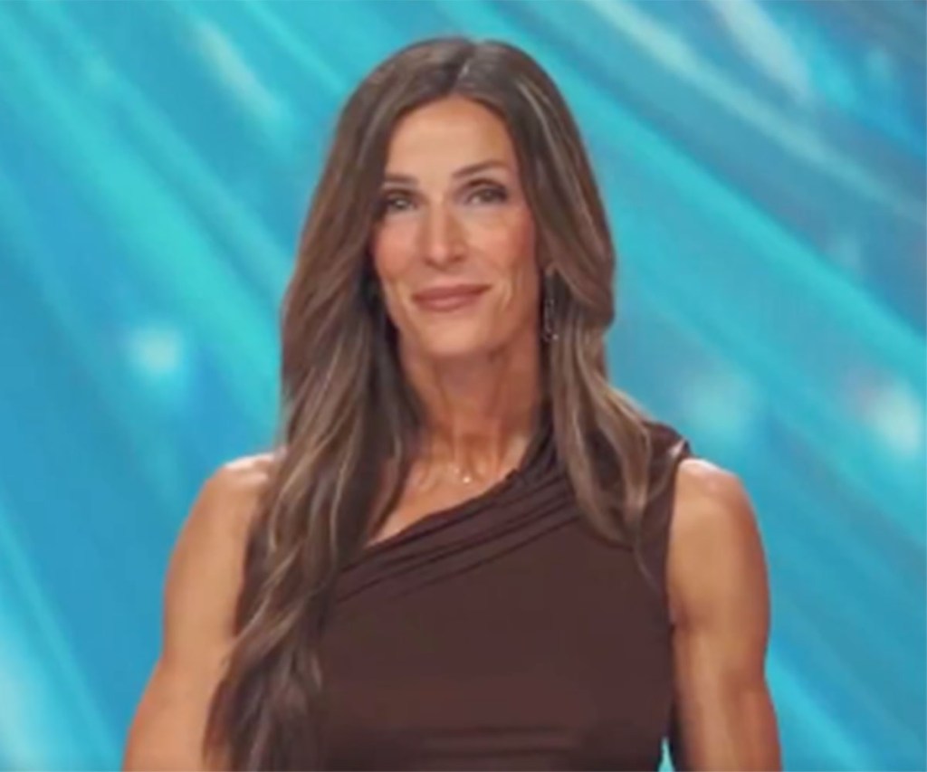 Jaxson Dart’s mom has touching message for Giants QB at NFL Honors