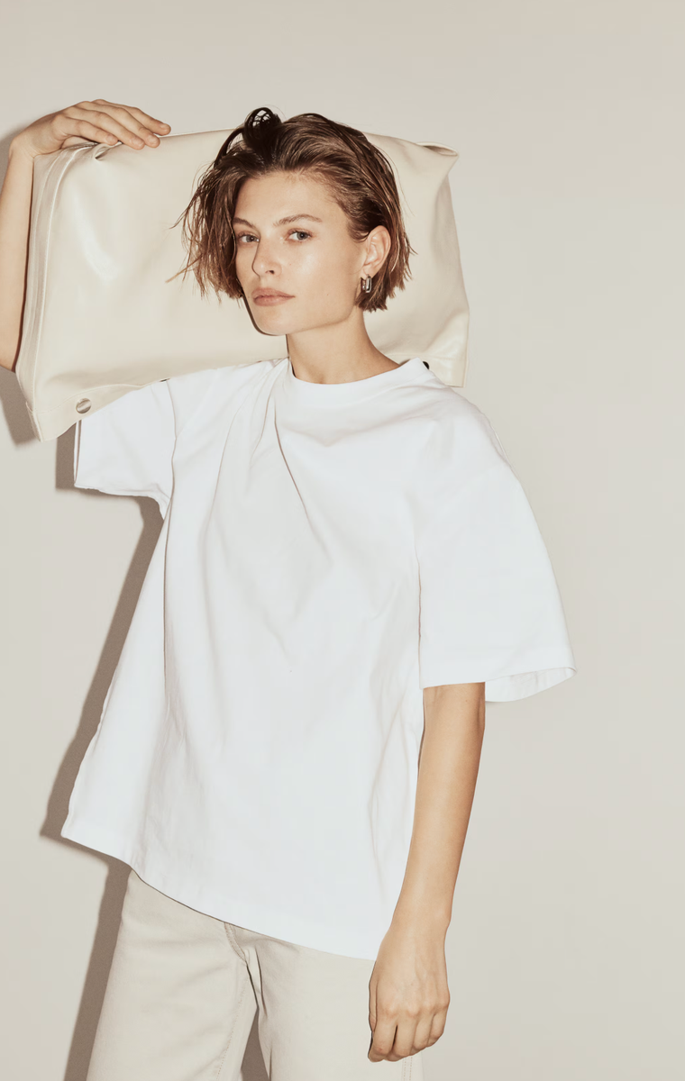 A great boxy white tee is a wardrobe essential - and H&M's studio ...