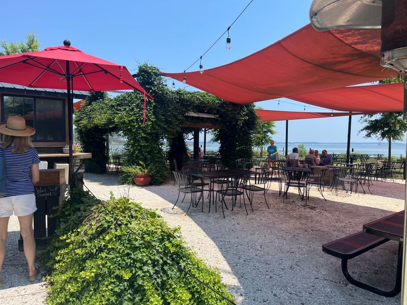 10 secret seafood restaurants in Virginia that belong on your list