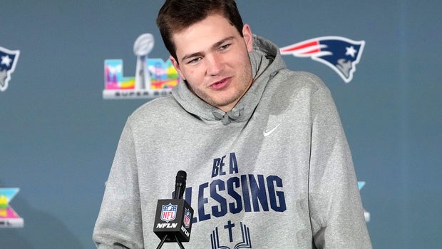 Be a blessing sweatshirt worn by Drake Maye and other Patriots ahead of ...
