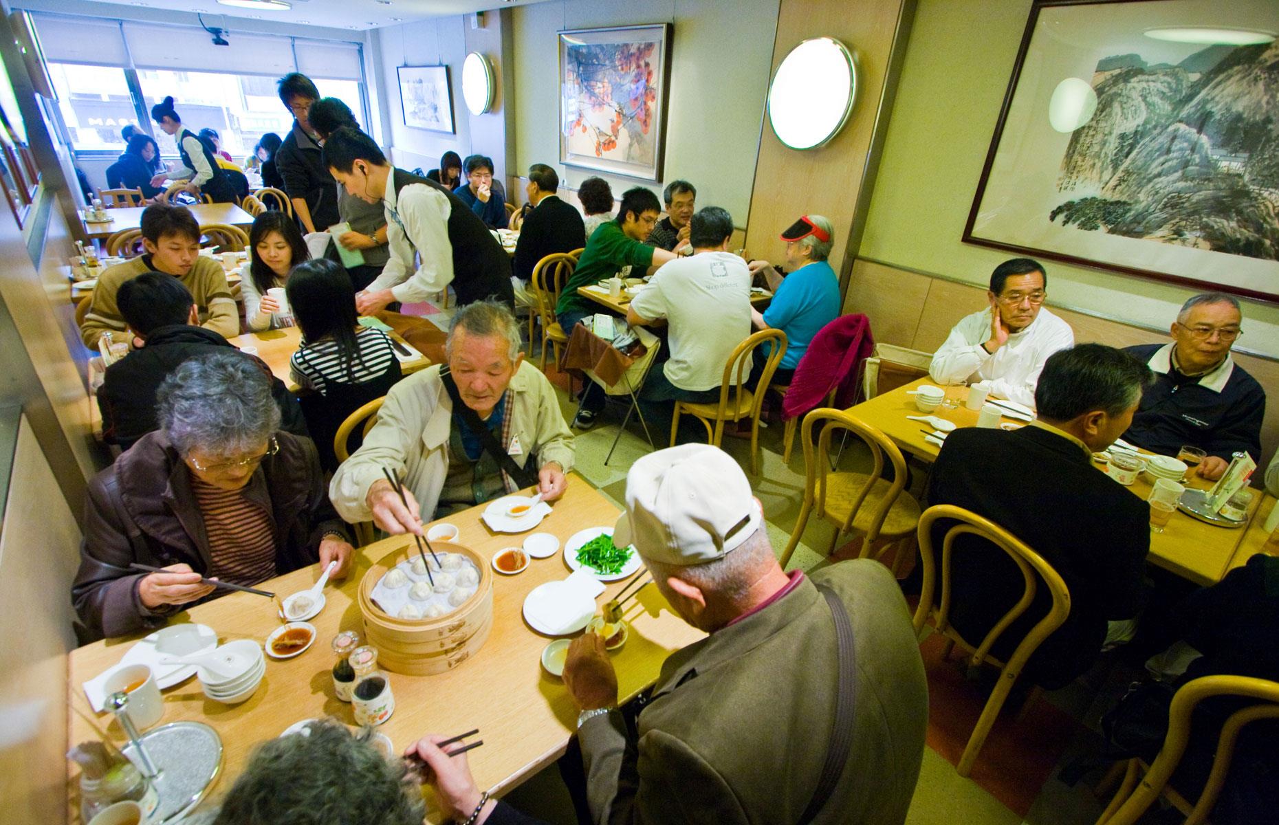 10 countries where cooking at home is actually a luxury