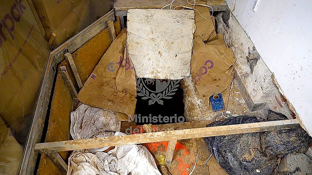 Police uncover secret tunnel dug by international gang plotting ...
