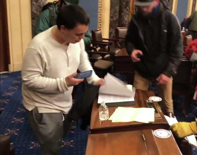 Pardoned Jan. 6 rioter from Dutchess County who threatened Hakeem ...