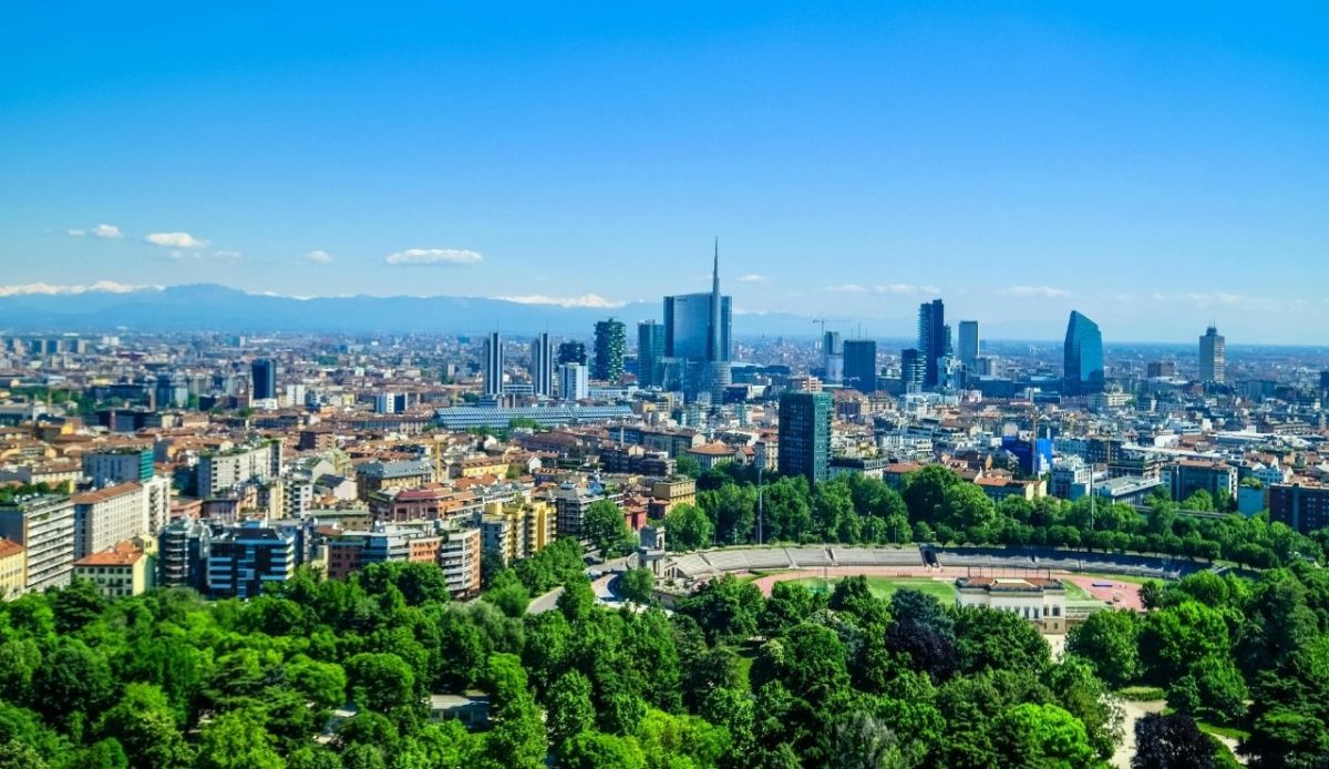 10 Europe Spots Hating Americans Now