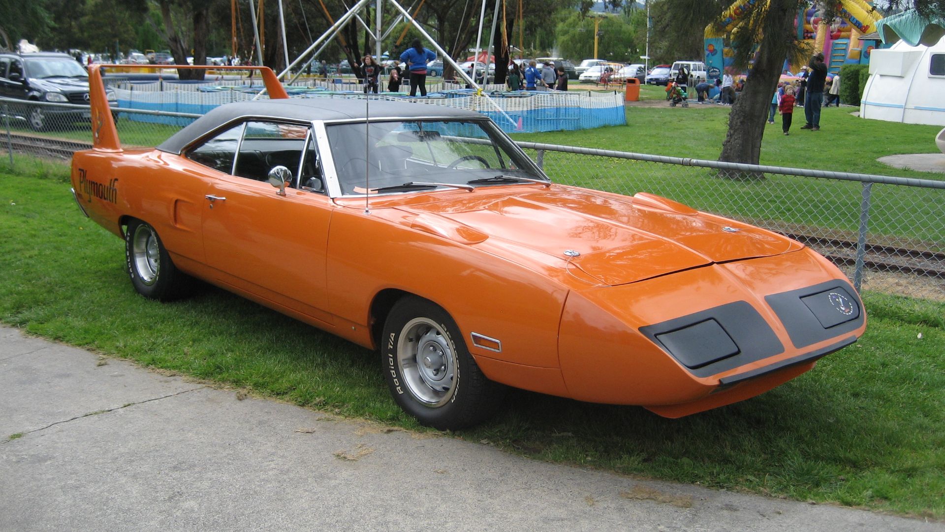 20 cars that feature the coolest wings