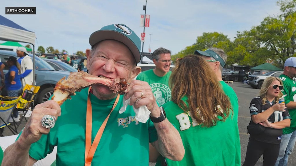 Eagles superfan Ed Callahan named NFL's 2025 fan of the year