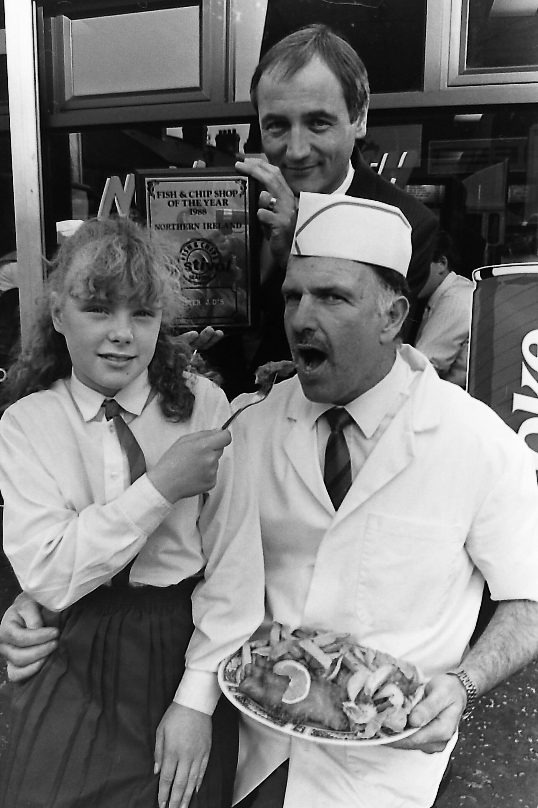 Northern Ireland retro: 25 nostalgic photos show people winning at life ...
