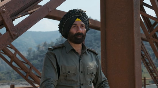 Border 2 box office collection day 15: Sunny Deol and Varun Dhawan film ...