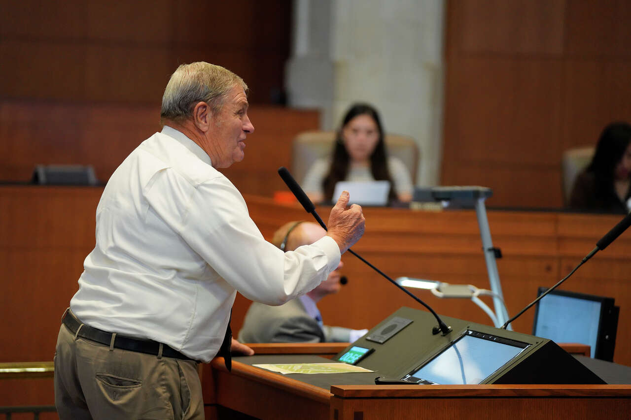 Mayor Jones cuts off City Hall gadfly over anti-gay remarks
