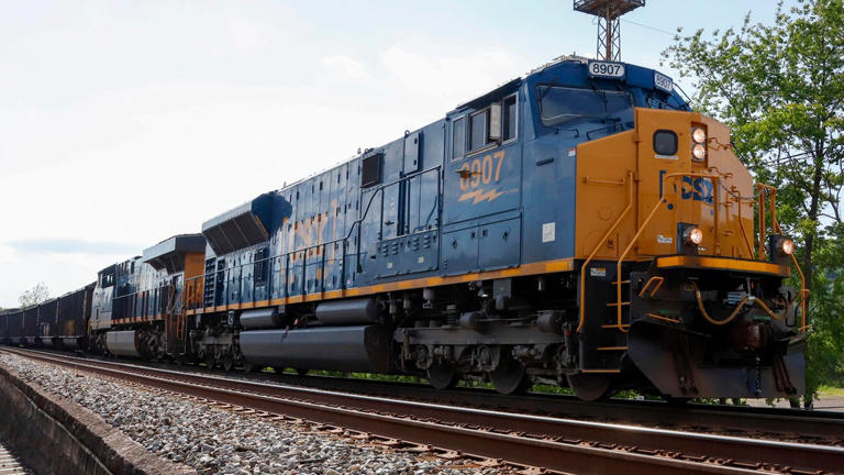CSX freight train derails in Georgia; no injuries or hazardous ...