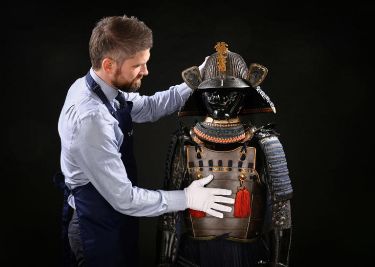 Rare samurai armor being auctioned off