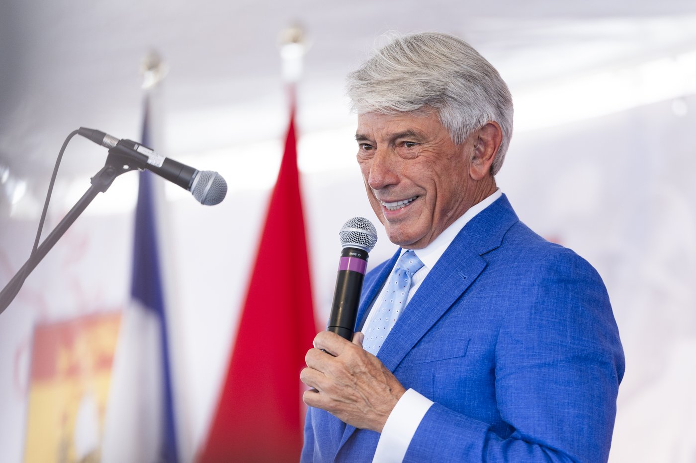 Broadcaster Buck Martinez retires after calling over 4,000 Blue Jays games