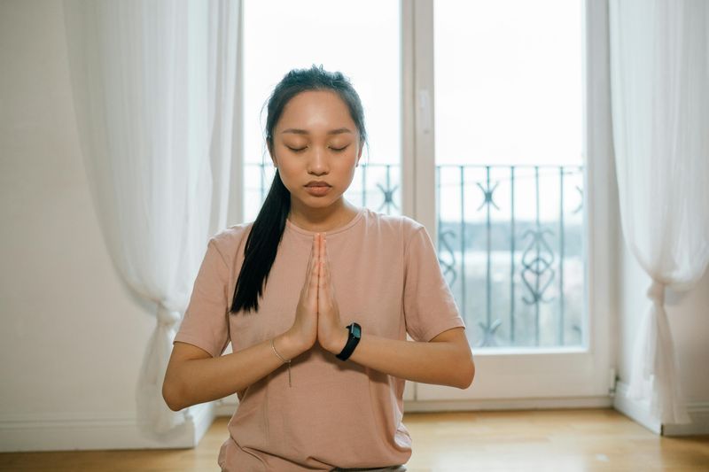 12 things people with high self-awareness do daily
