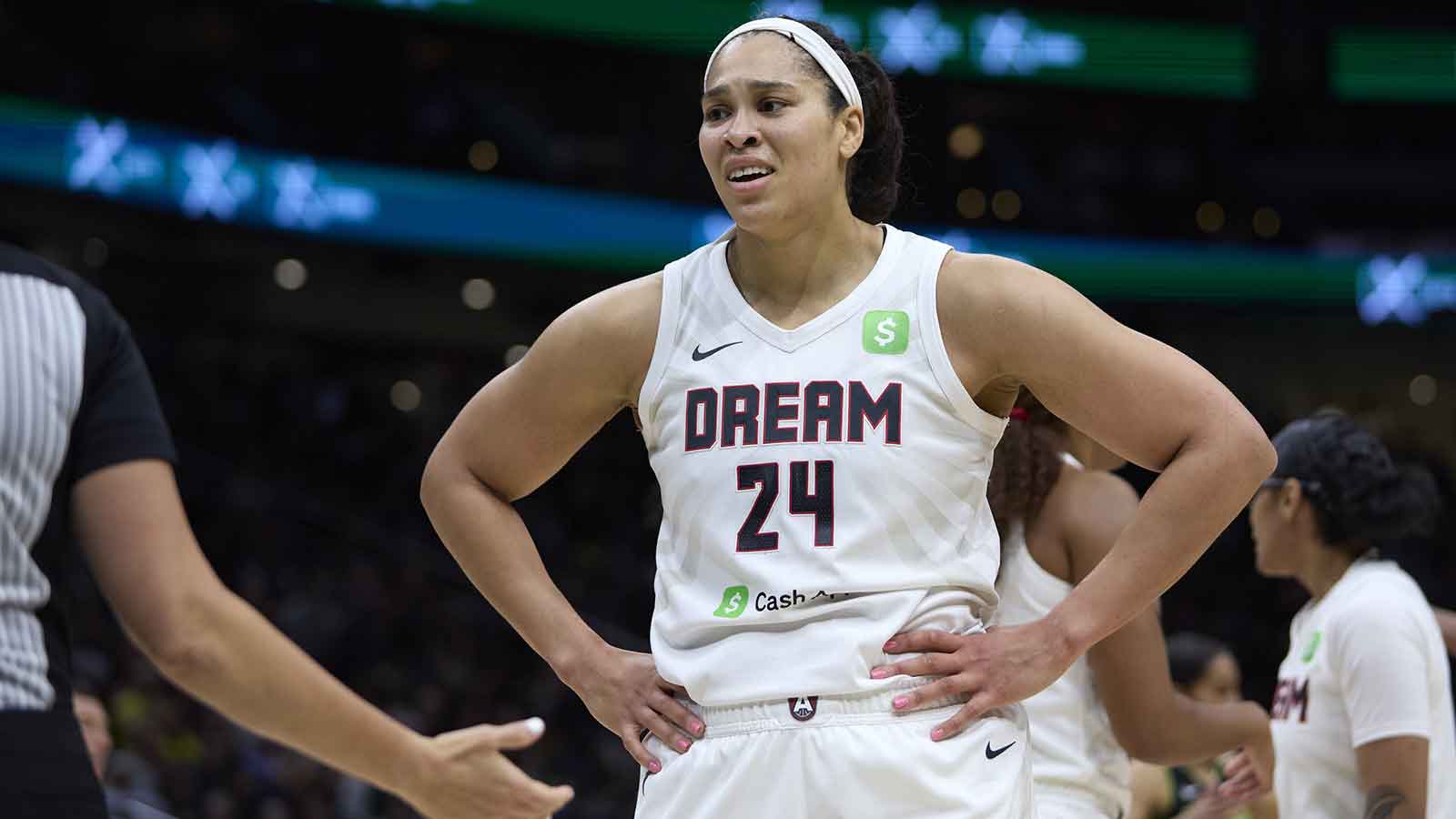 Dream get positive Brionna Jones update 1 month after knee surgery