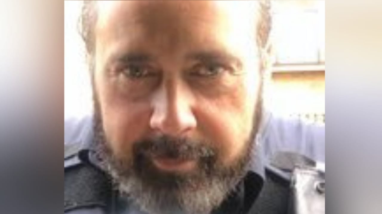 Who are the Toronto police officers accused of assisting organized ...
