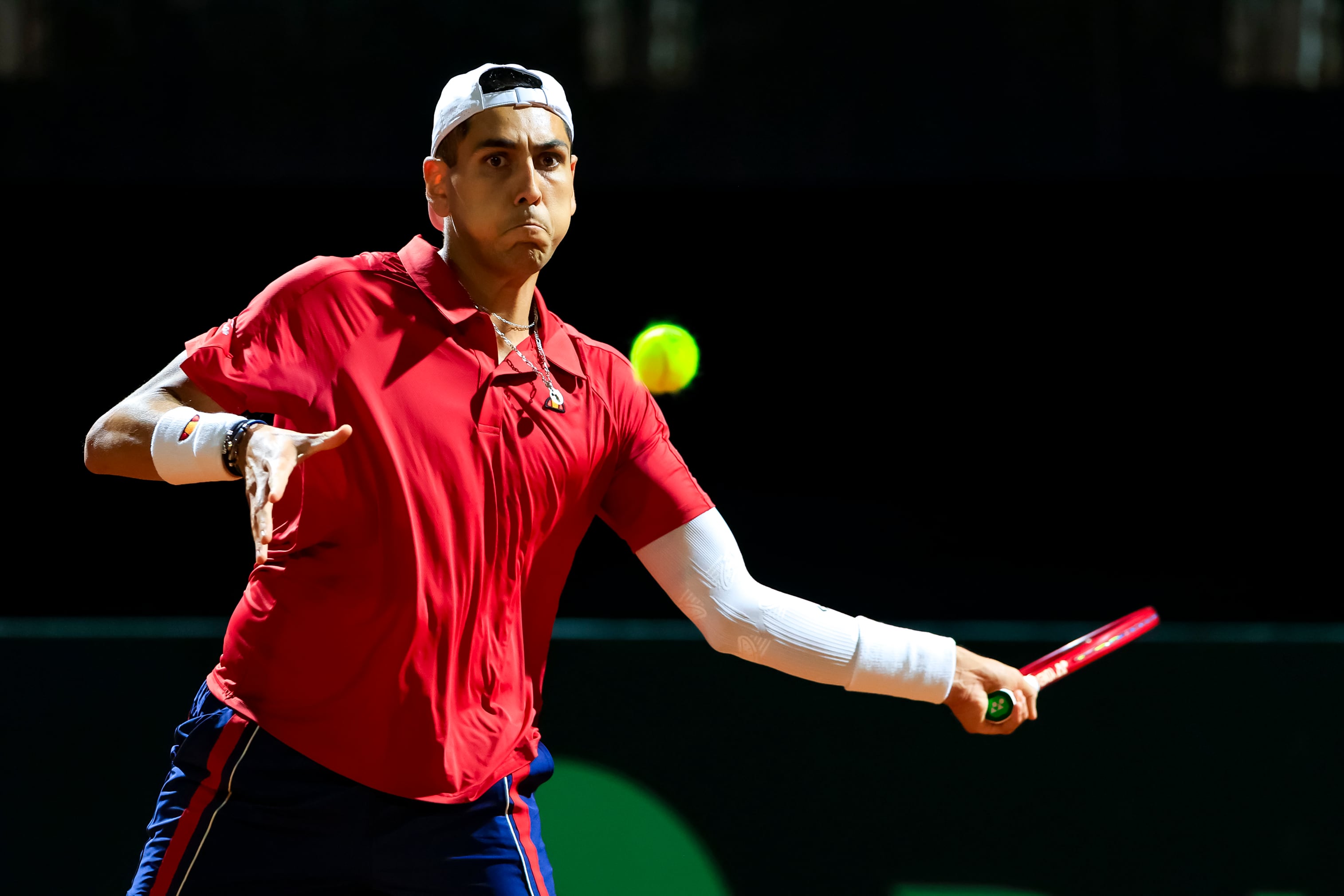 Chile queda 2-0 arriba sobre Serbia en Copa Davis: Alejandro Tabilo ...