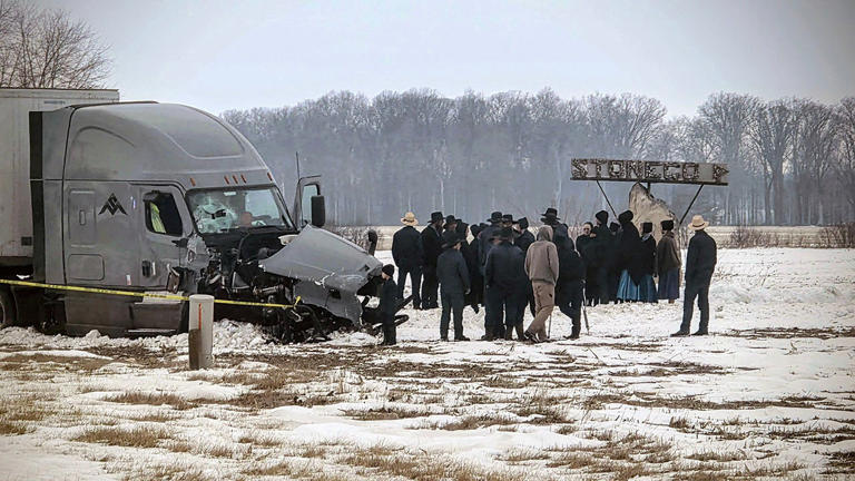 Deputy describes crash that killed 4 Amish construction workers as ...