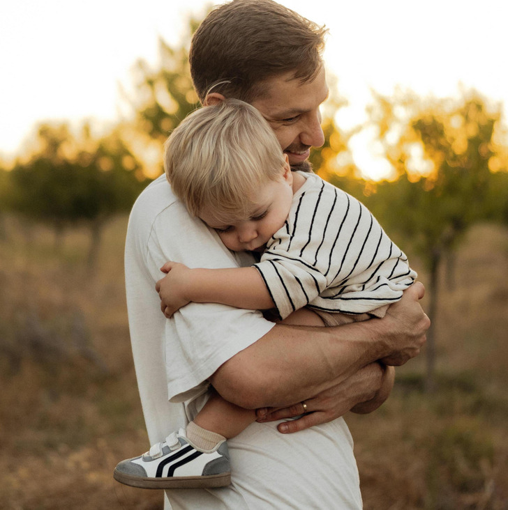 11 people who chose humanity over hatred in the darkest moments