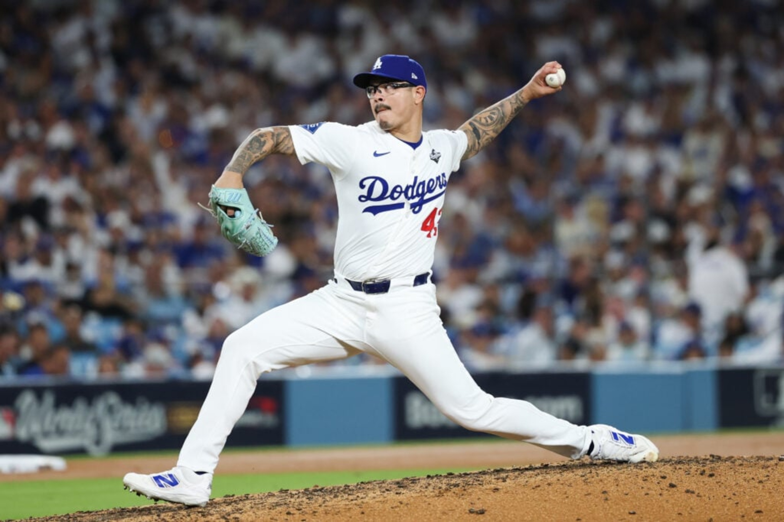 Dodgers DFA reliable left-handed reliever