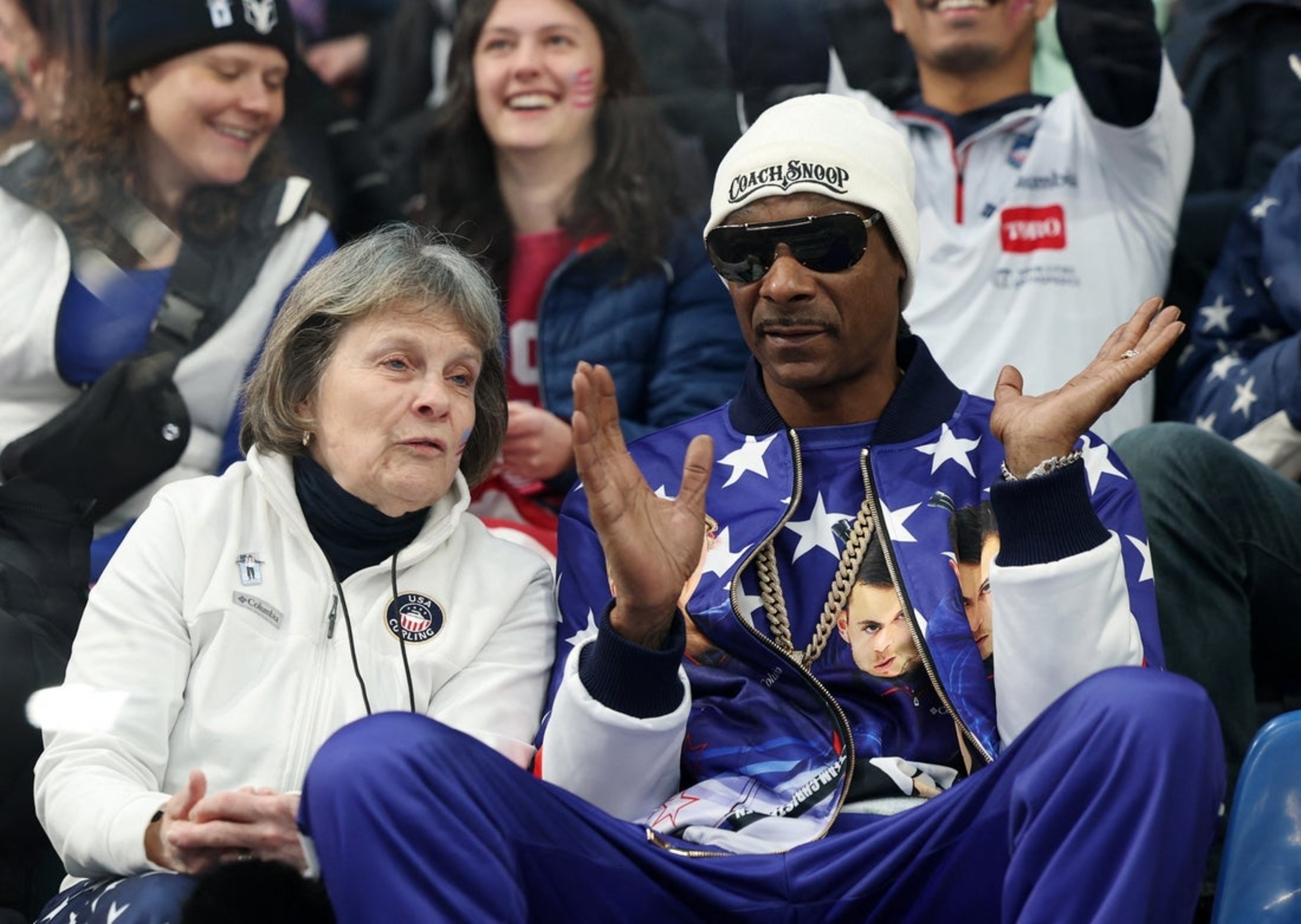 Snoop Dogg in the house: Rapper cheers US to mixed doubles win