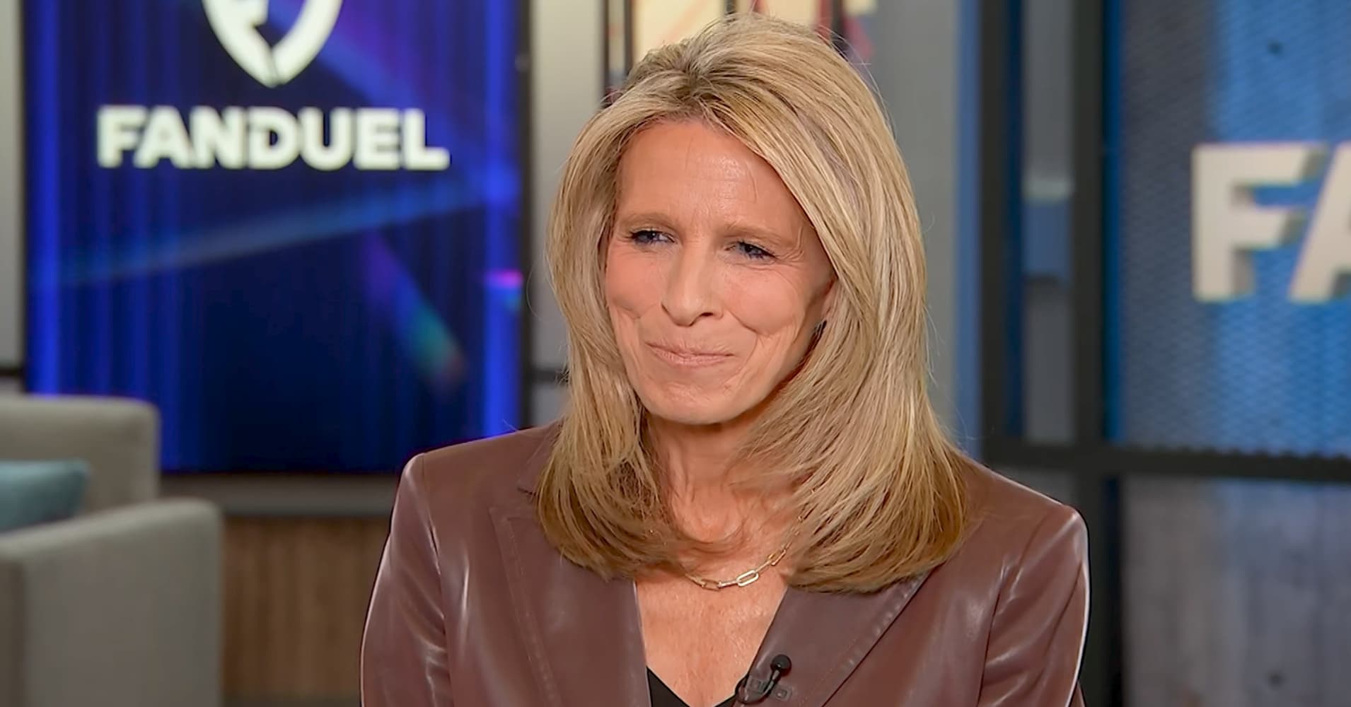 FanDuel CEO Amy Howe says Super Bowl betting keeps getting bigger, even ...