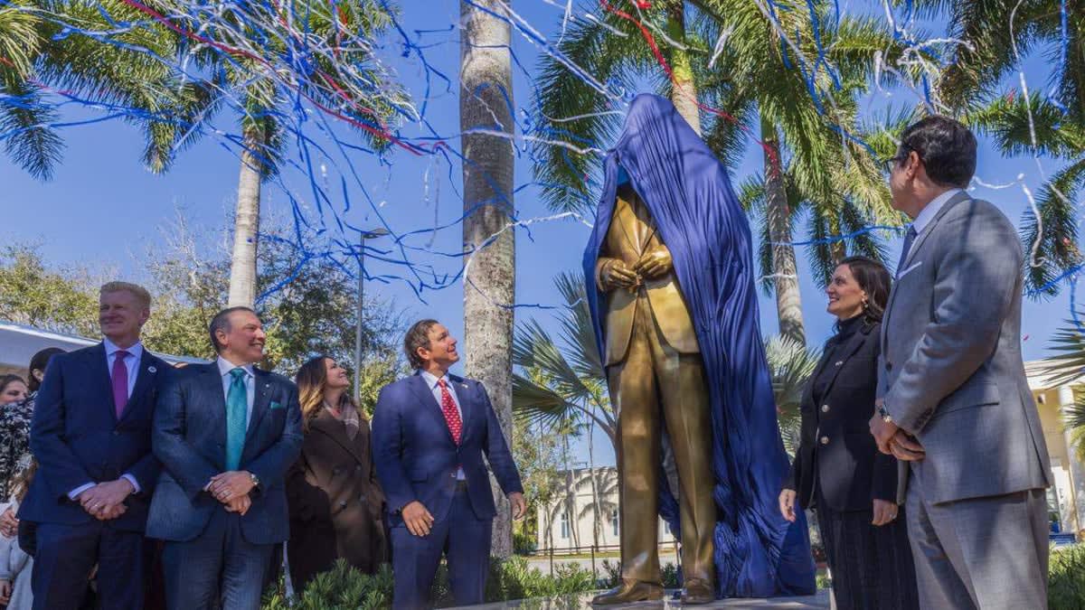 DeSantis unveils gilded Reagan statue in Miami
