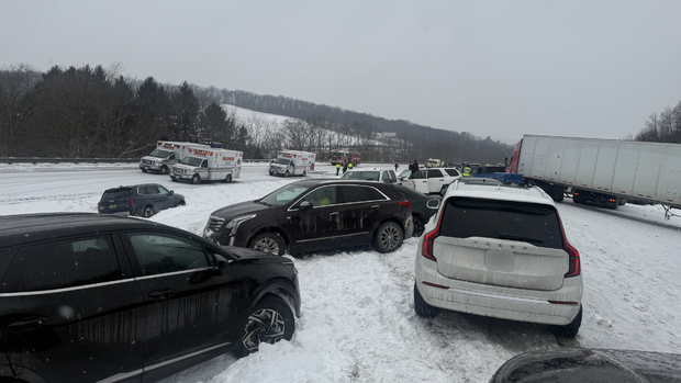 1 killed, 9 injured in 25-vehicle crash on Interstate 79 in Butler County
