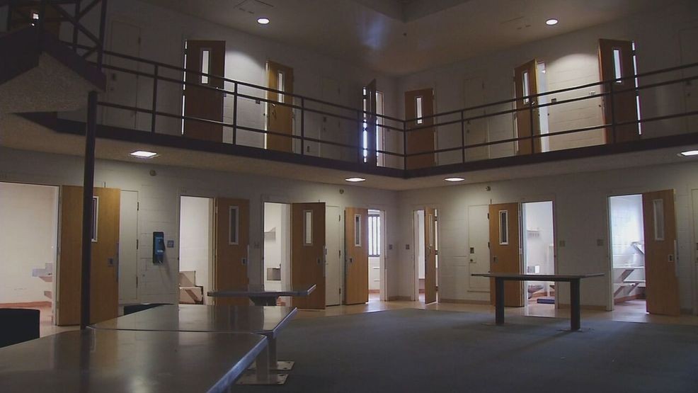 Maine lawmakers consider bill to seal criminal records 5-10 years after ...