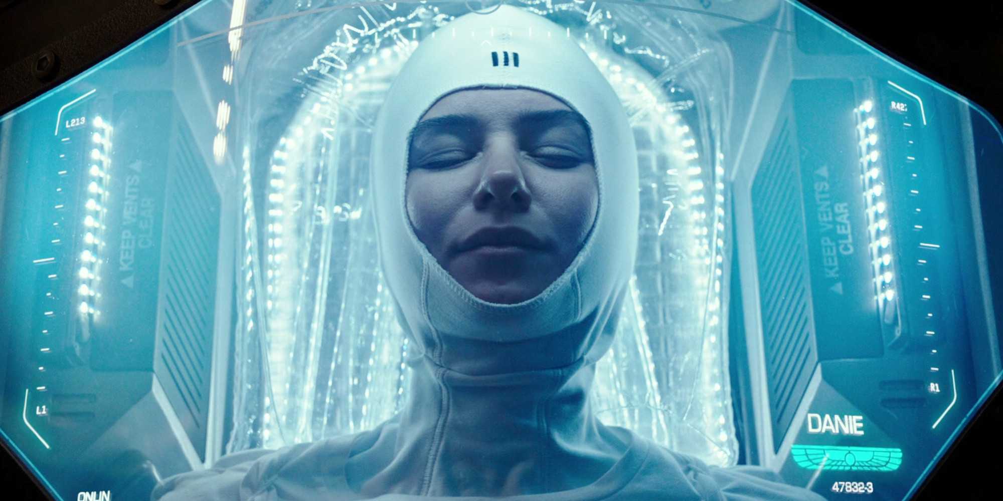 Abandoned alien story reveals David's fate after Covenant's twist ending