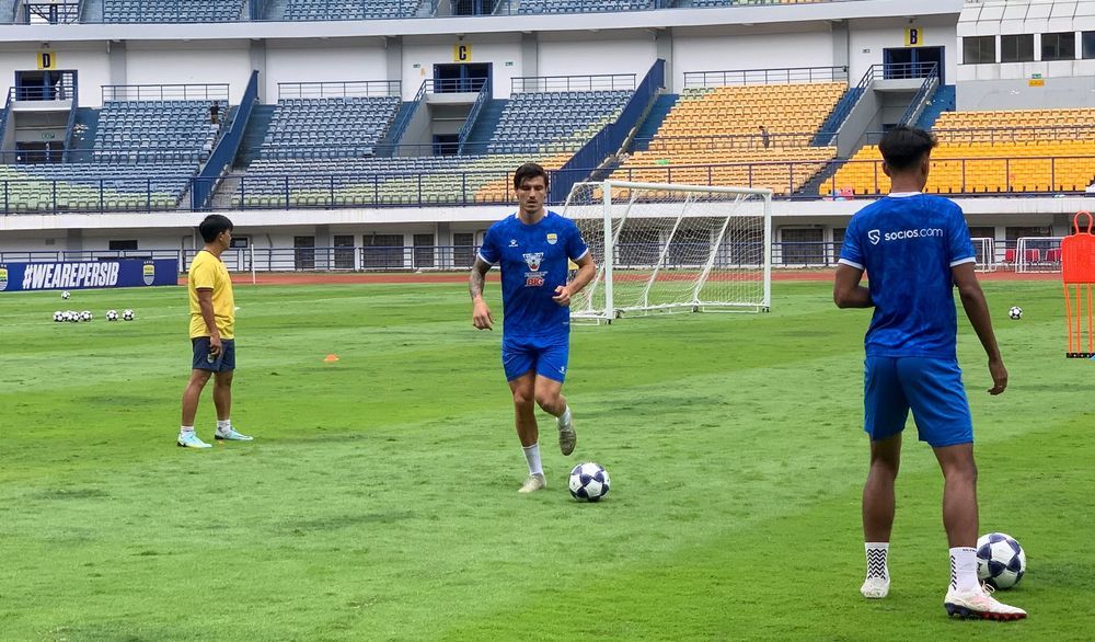 Persik jadi penampungan pemain Persib, Sergio Castel dikabarkan sepakat ...