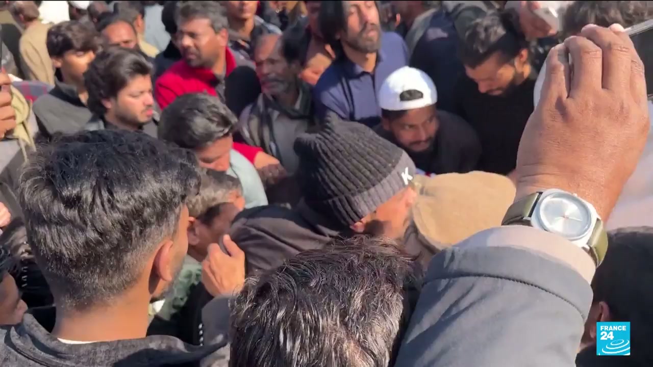 Journée d'hommage au Pakistan après un attentat-suicide tuant 31 personnes