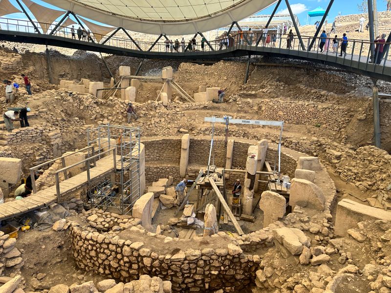15 ancient ruins that still raise unanswered questions