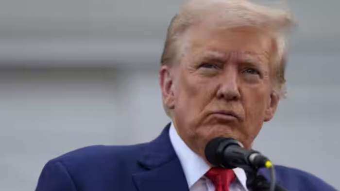 US to levy tariffs on countries trading with Iran, Trump signs order