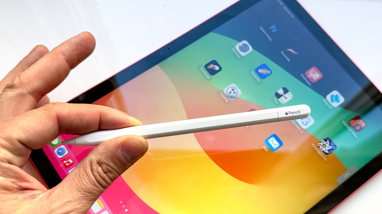The Apple Pencil could be the 'missing link' to a touchscreen MacBook ...