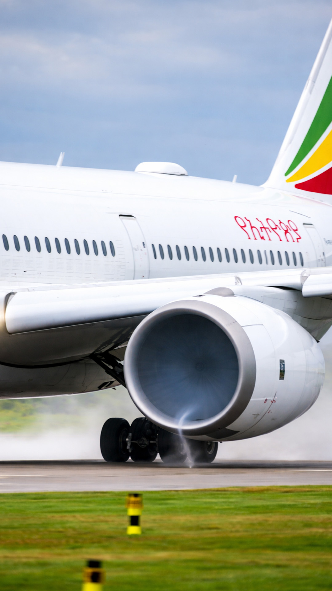 Unexpected fog swirls into jet engine