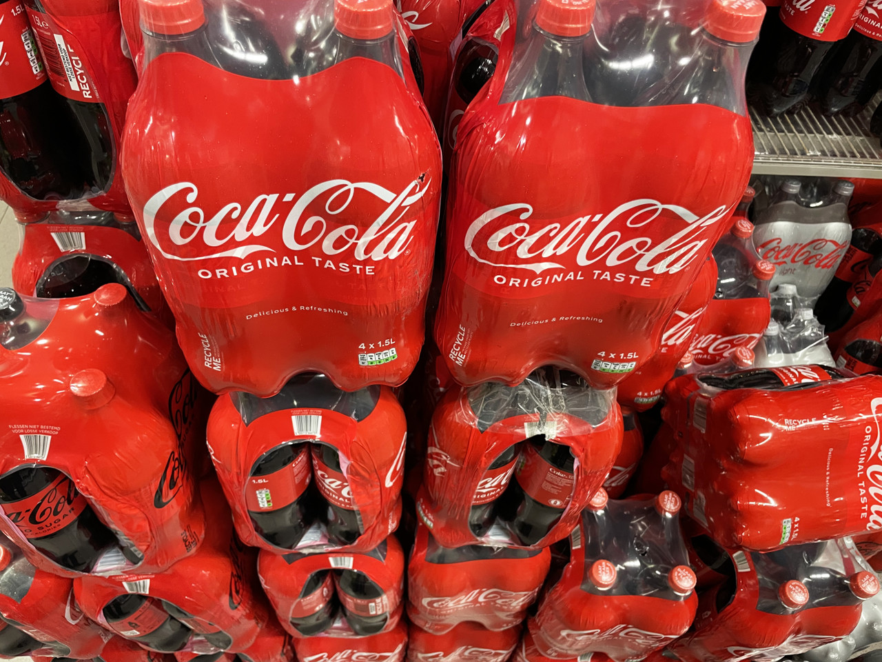 Trump wekt woede: Nederlanders willen merken als Coca-Cola en M&M's ...