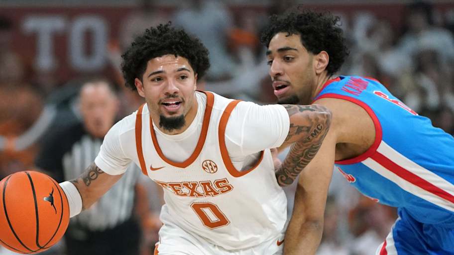 Texas survives Ole Miss for win in Chris Beard's return to Austin