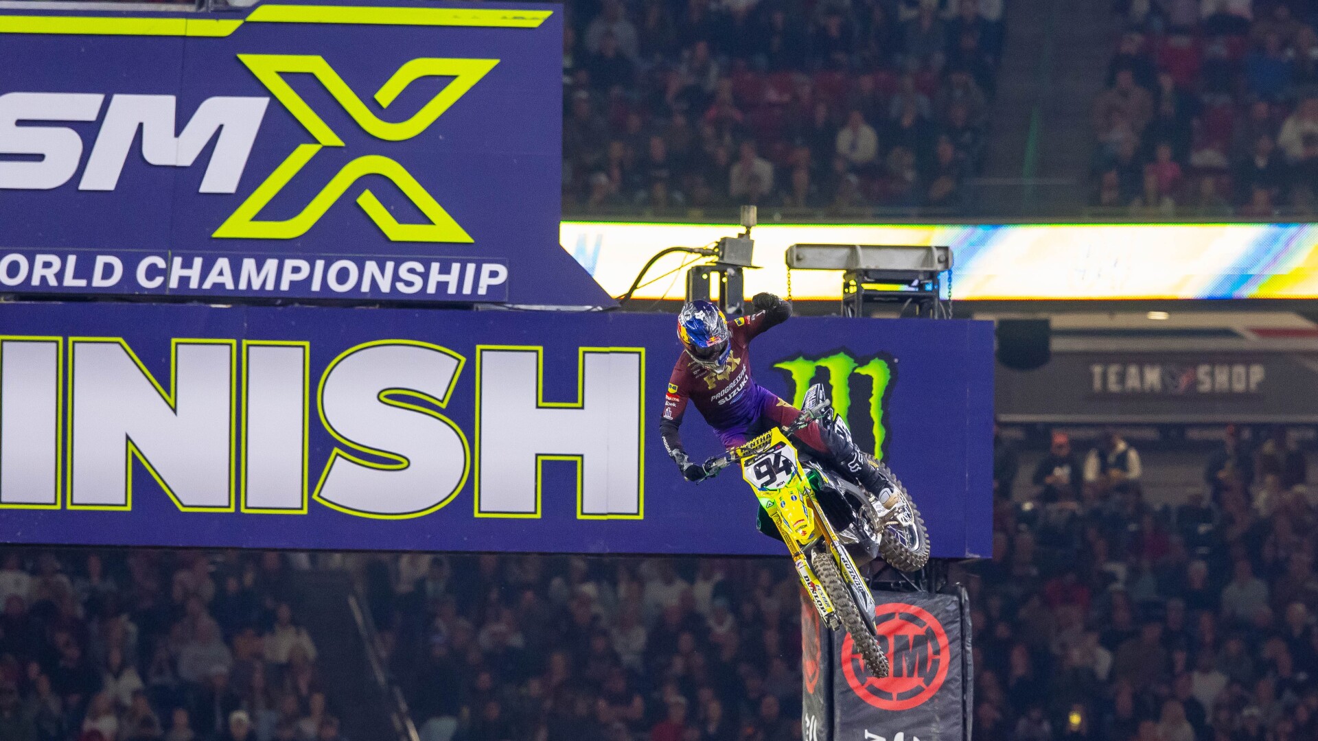 Chase Sexton, Hunter Lawrence win Detroit heats