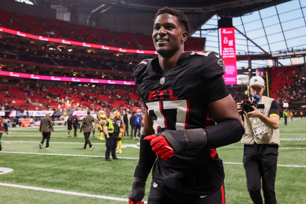 Falcons’ James Pearce Jr. arrested after domestic dispute with Sparks ...