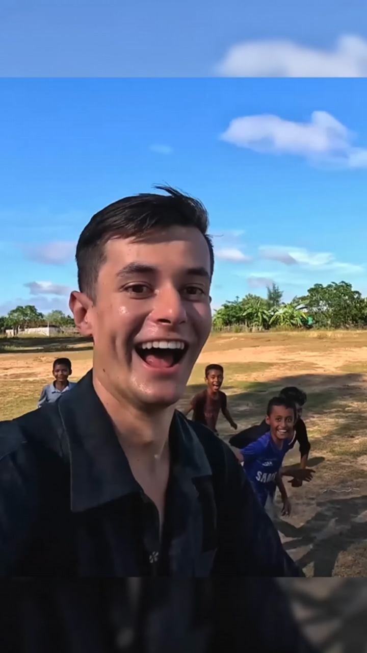 Bangladesh street soccer: Playing with kids and experiencing local culture