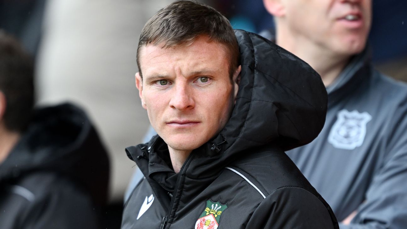 Wrexham hero Paul Mullin hits out at club after loan exit