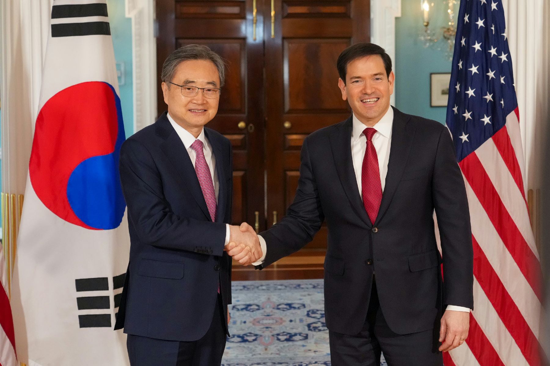 Foreign Minister Cho plans trade negotiations headquarters reorganization