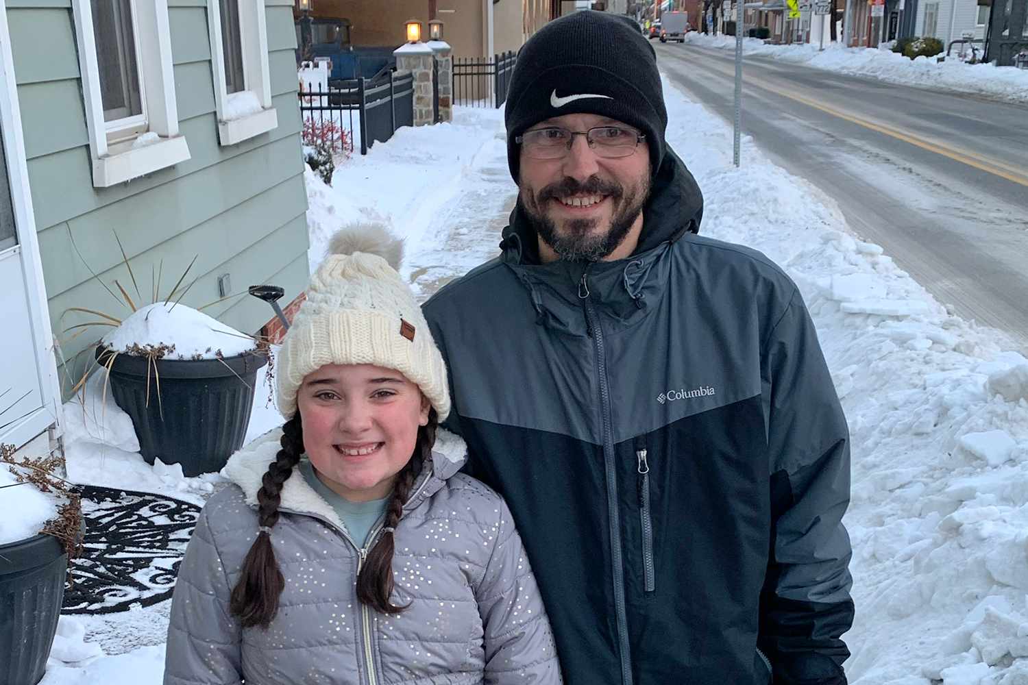 Mailman asks his kids to help shovel snow in giant winter storm ...