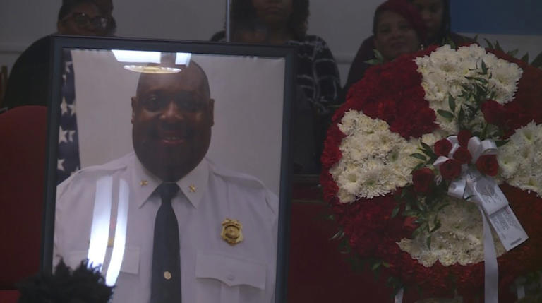 St. Louis honors late fire battalion chief Michael C Richardson