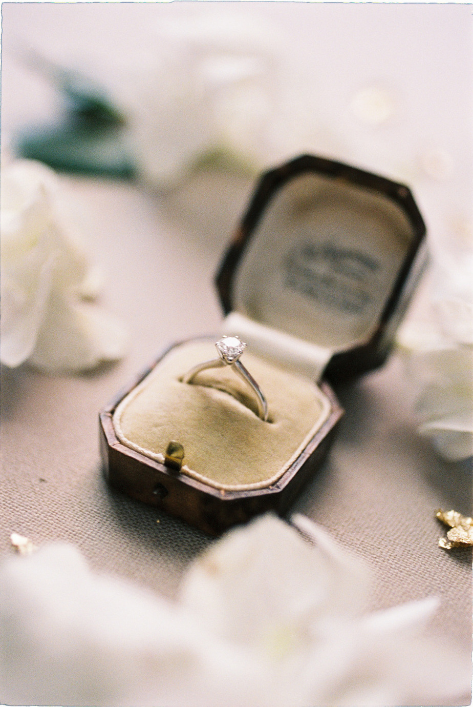 Wondering should you insure your engagement ring? Here's something you ...