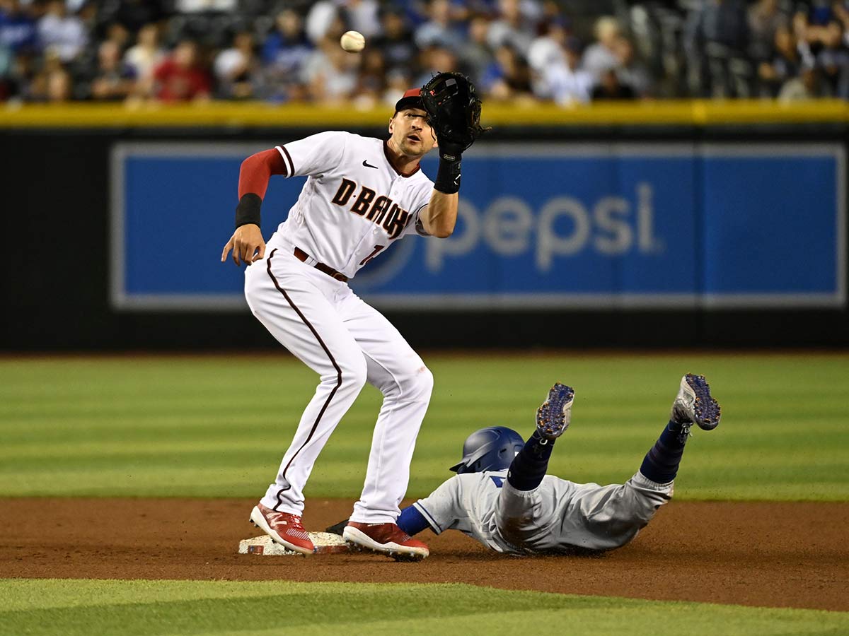 Every starting MLB shortstop ranked—fans still debate who is actually #1