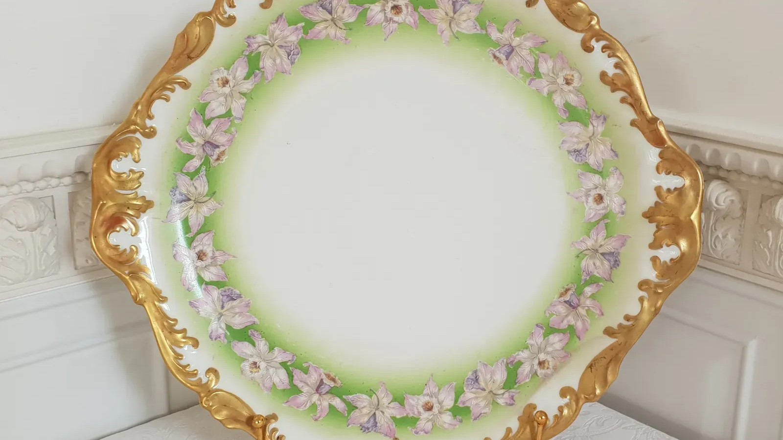 8 antique china sets worth thousands that people are now afraid to use