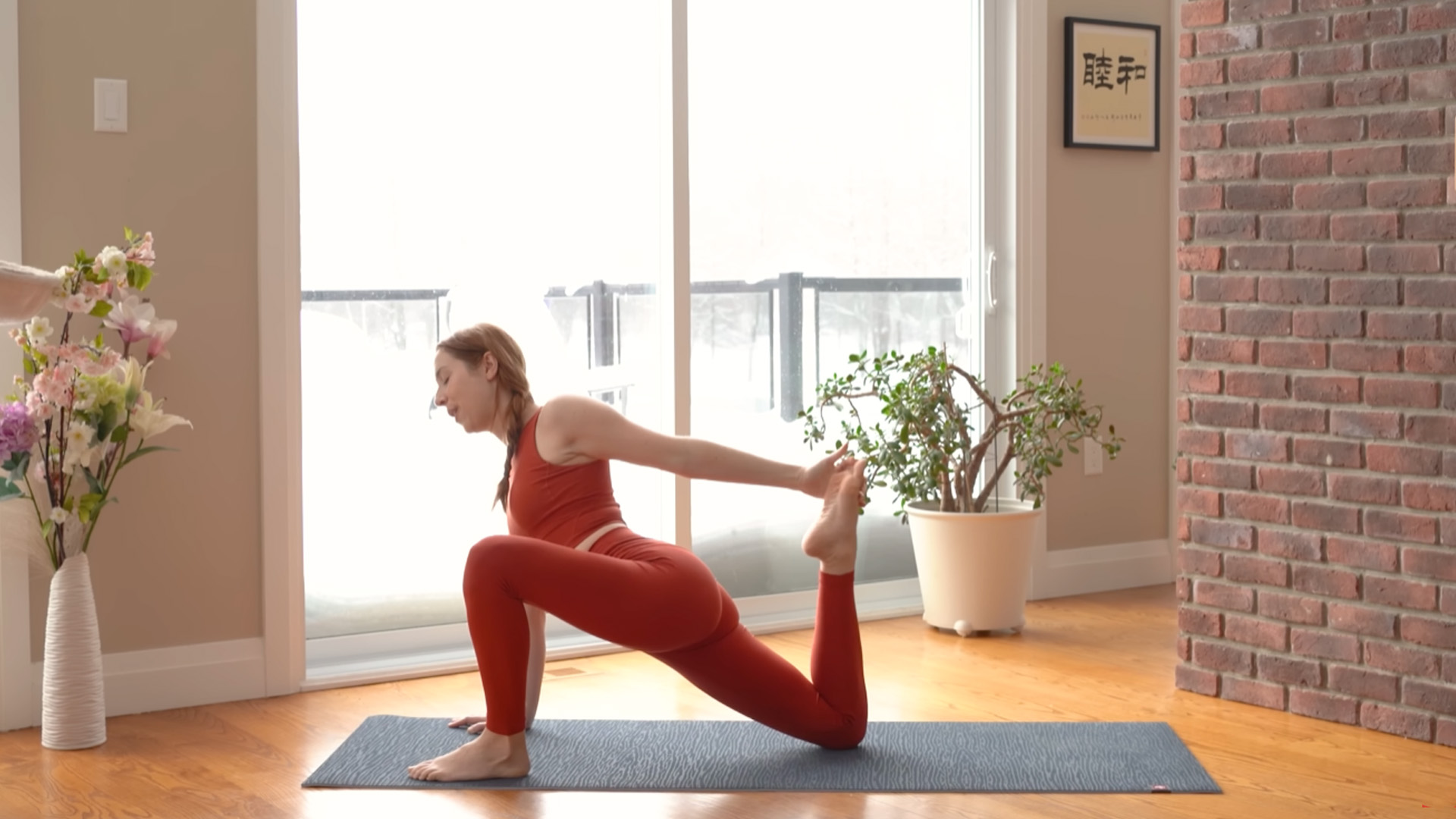 Easy morning yoga stretches to stay flexible